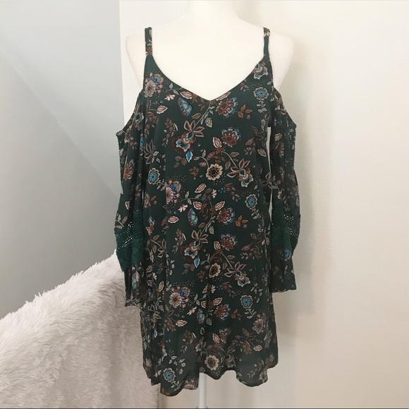 Chelsea & Violet | Dresses | Nwt Chelsea And Violet Green Floral Dress ...
